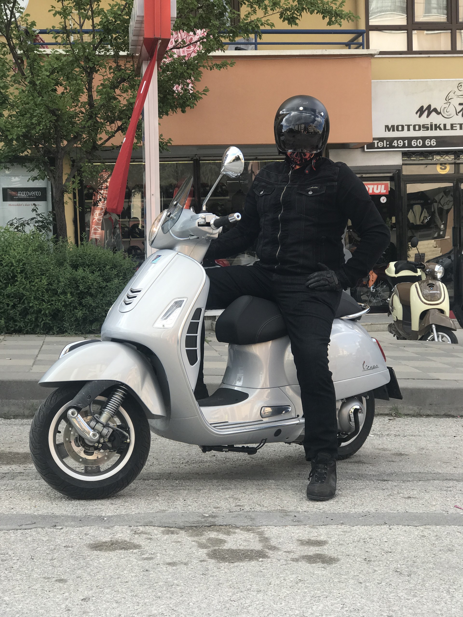 Modern Vespa : post pics of your gts