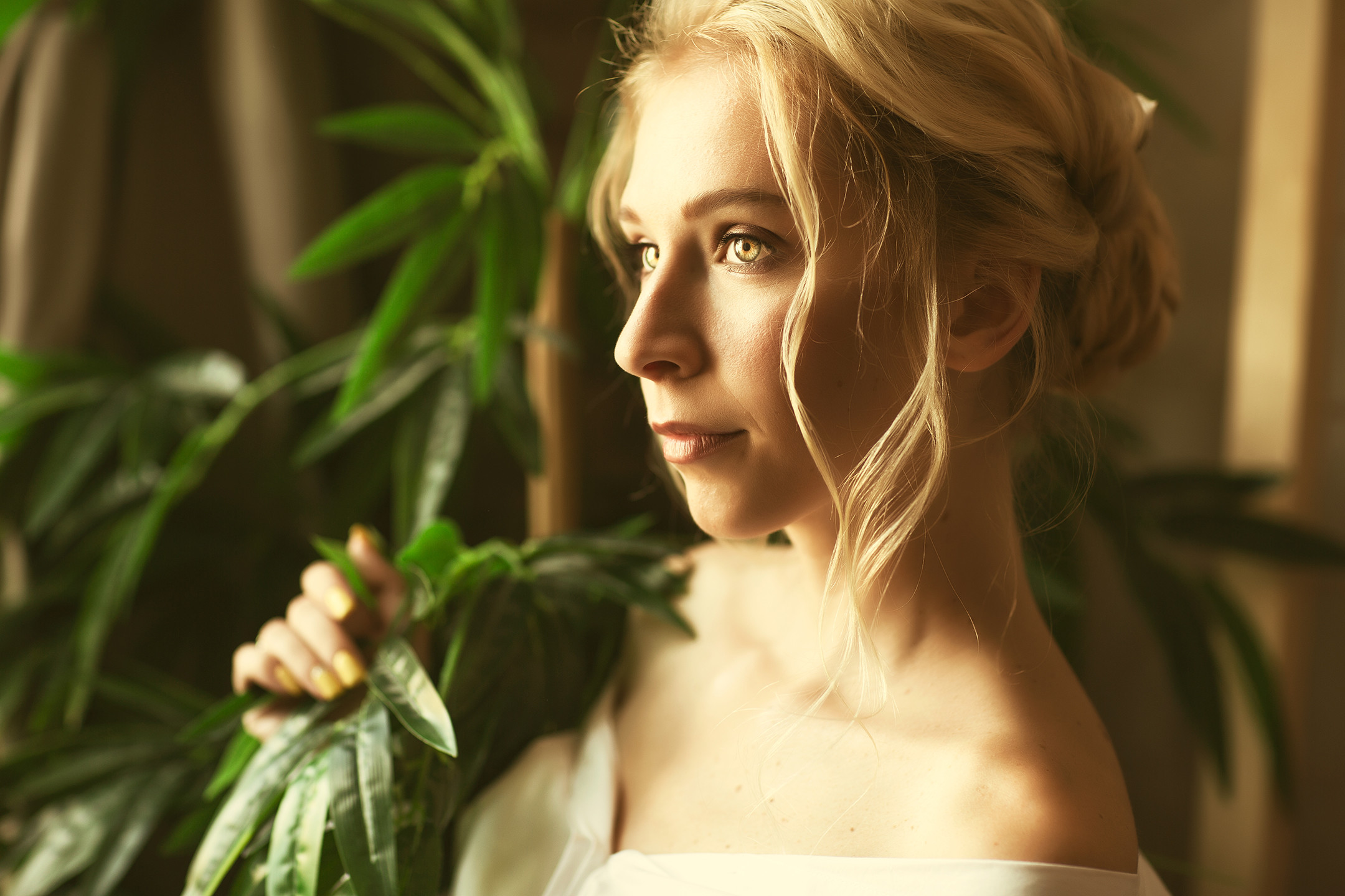 ModelMayhem.com - Beauty russian blond model | Maria